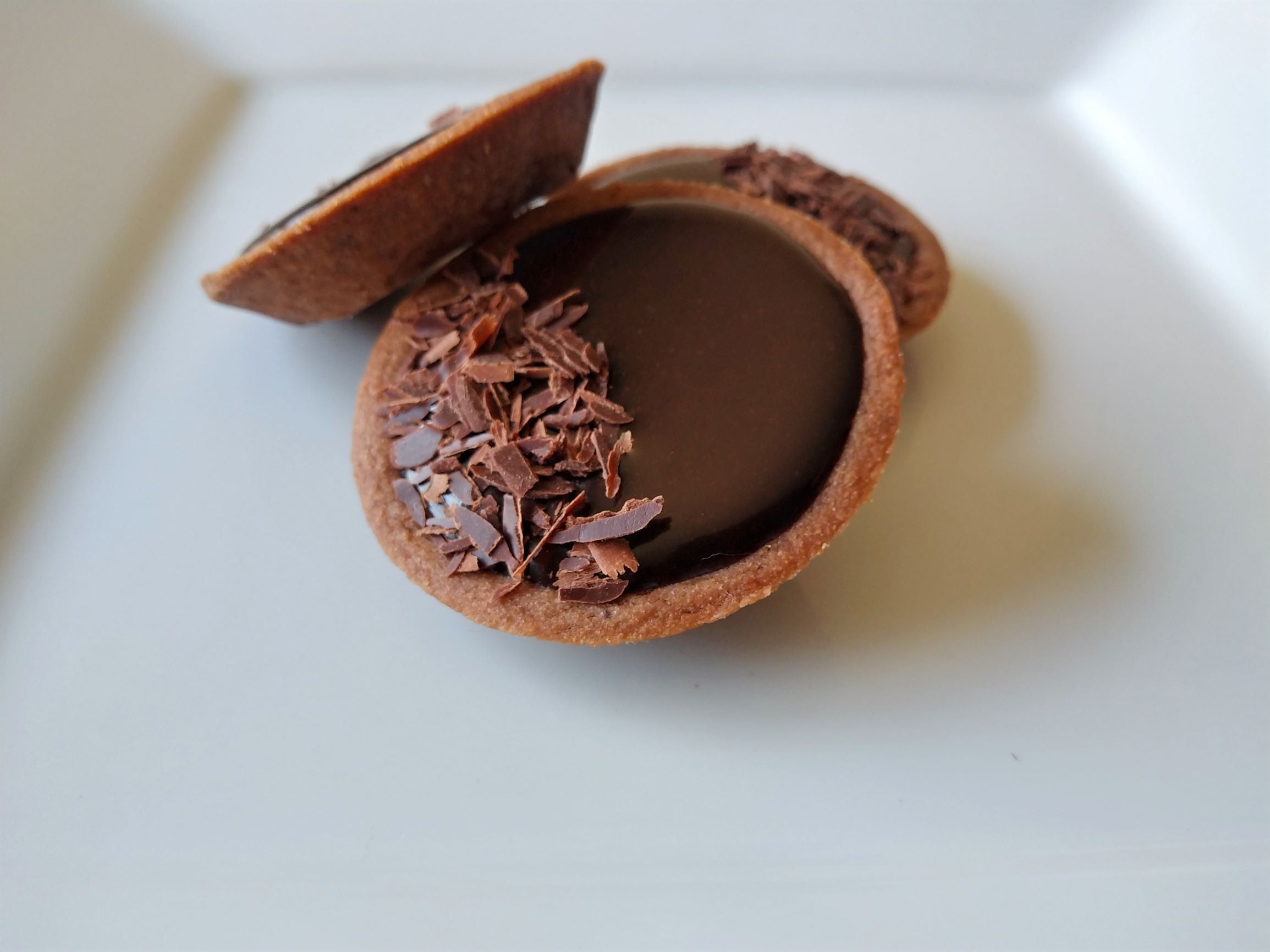 Ô Dark Chocolate Mini Tartelettes | B'beri Desserts