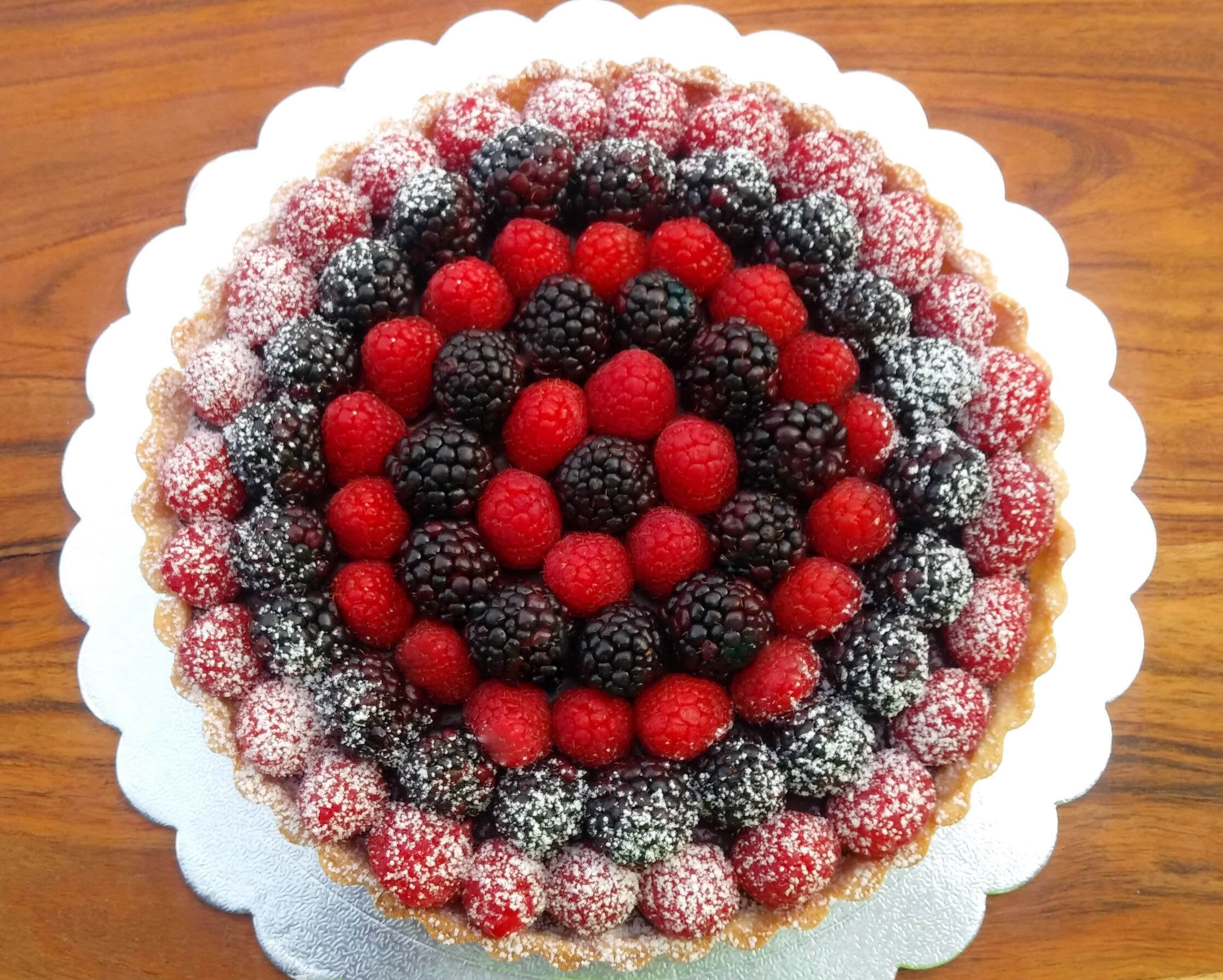 Red Fruits Chocolate Tart | B'beri Desserts
